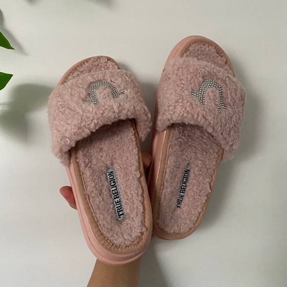 True Religion | Shoes | True Religion Slides | Poshmark